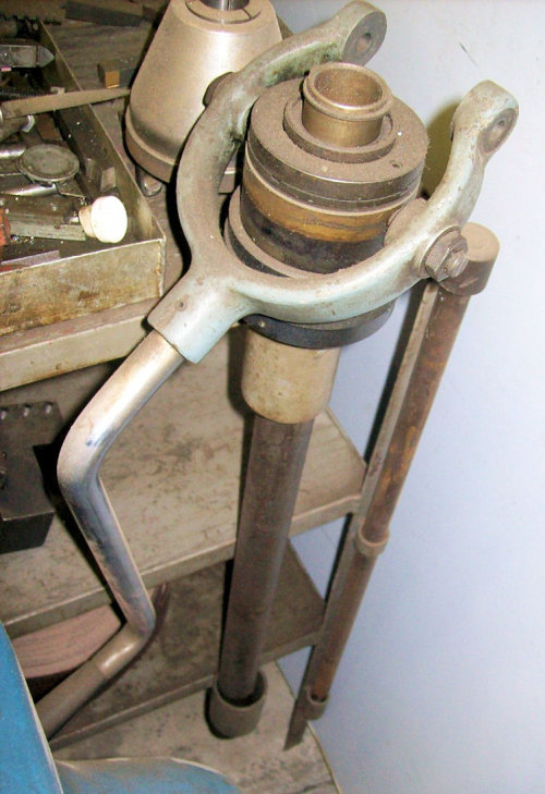 Monarch Lathes | Identity of lever coller closer | Practical Machinist ...